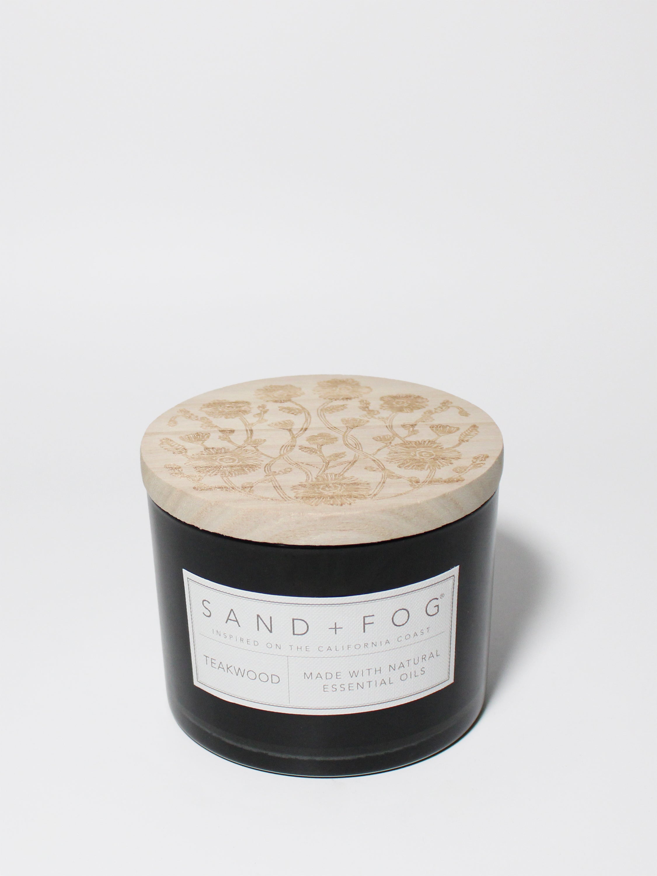 Teakwood 12 oz scented candle – Sand + Fog