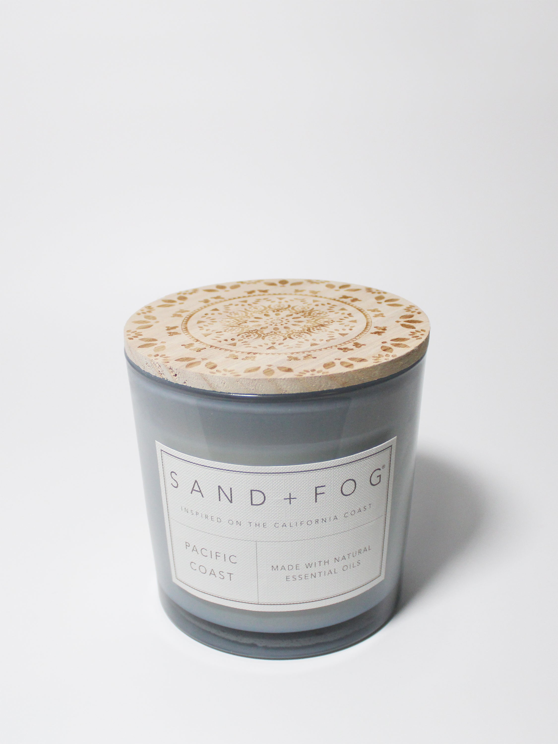 Sand + Fog Pacific Coast 21 oz scented candle